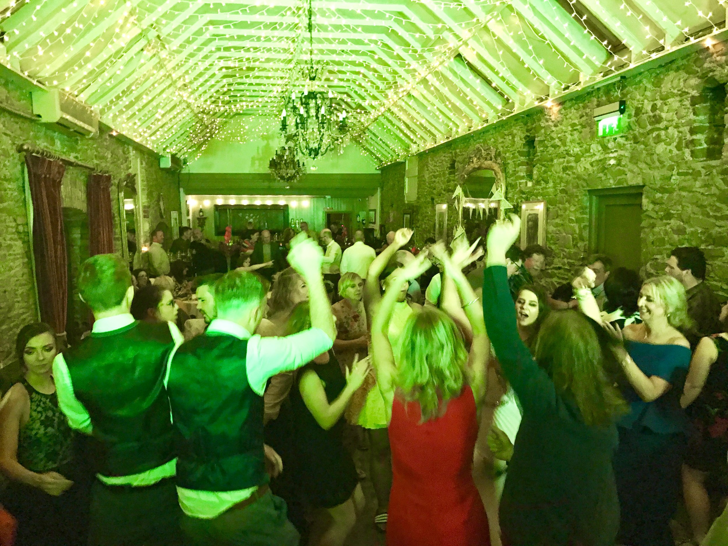 Choosing The Right Wedding Entertainment - Perth’s DJ for Corporate ...